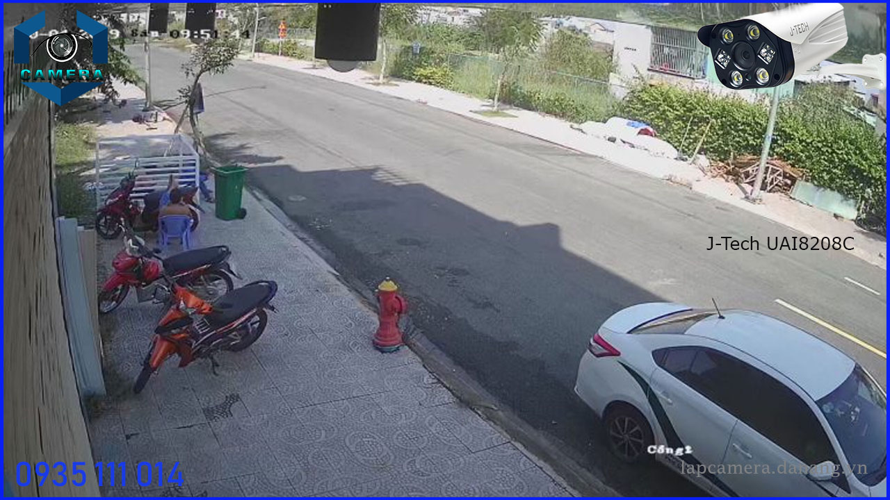 Camera IP J-Tech ngoài trời UAI8208C (3MP / Human Detect / Face ID / Smart Led)